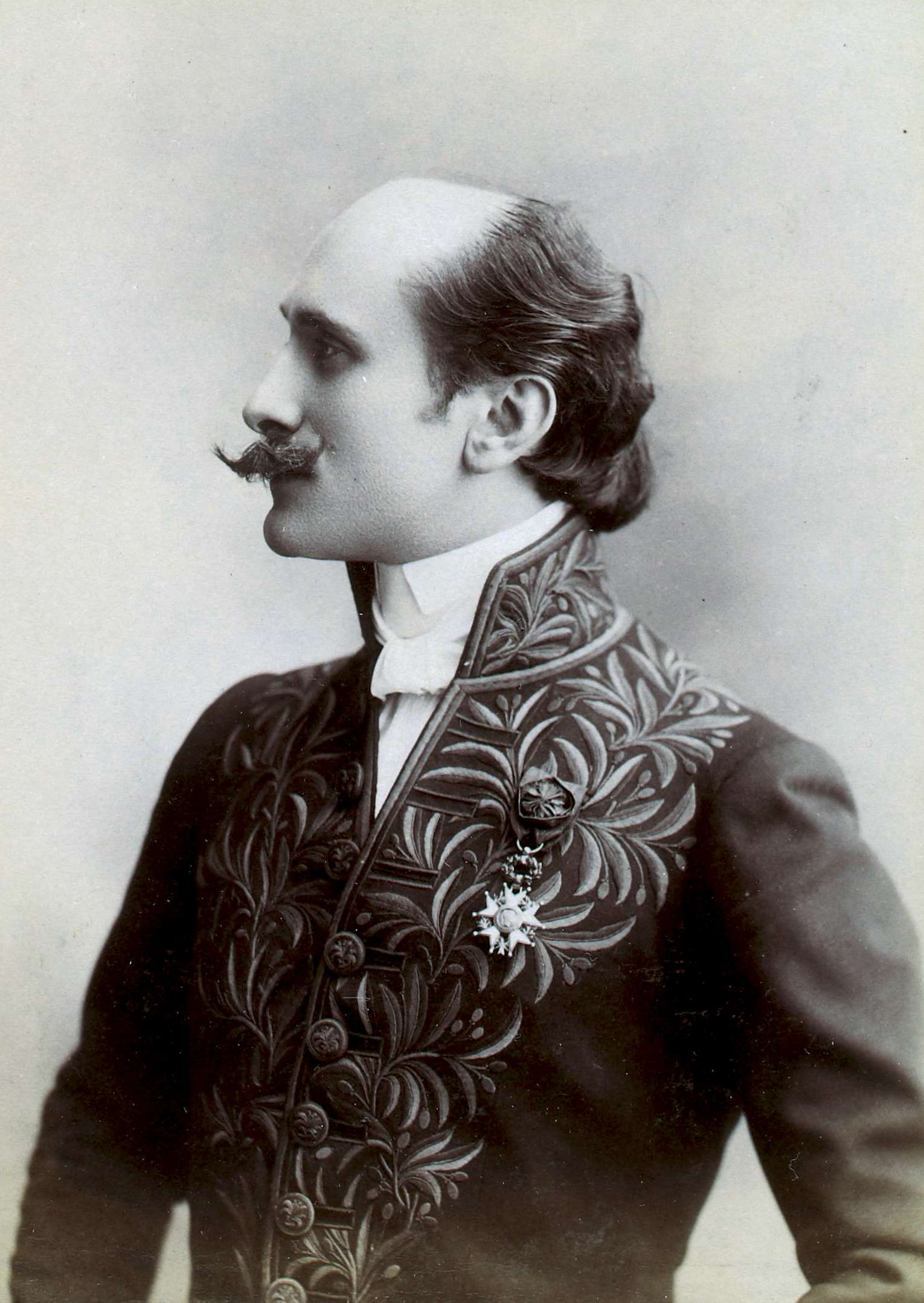 Edmond Rostand - Tiratlar.com