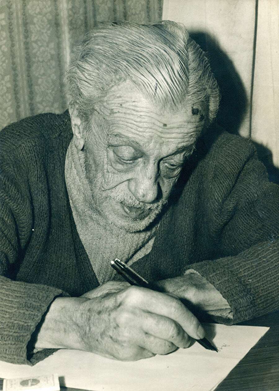 Necip Fazıl Kısakürek - Tiratlar.com